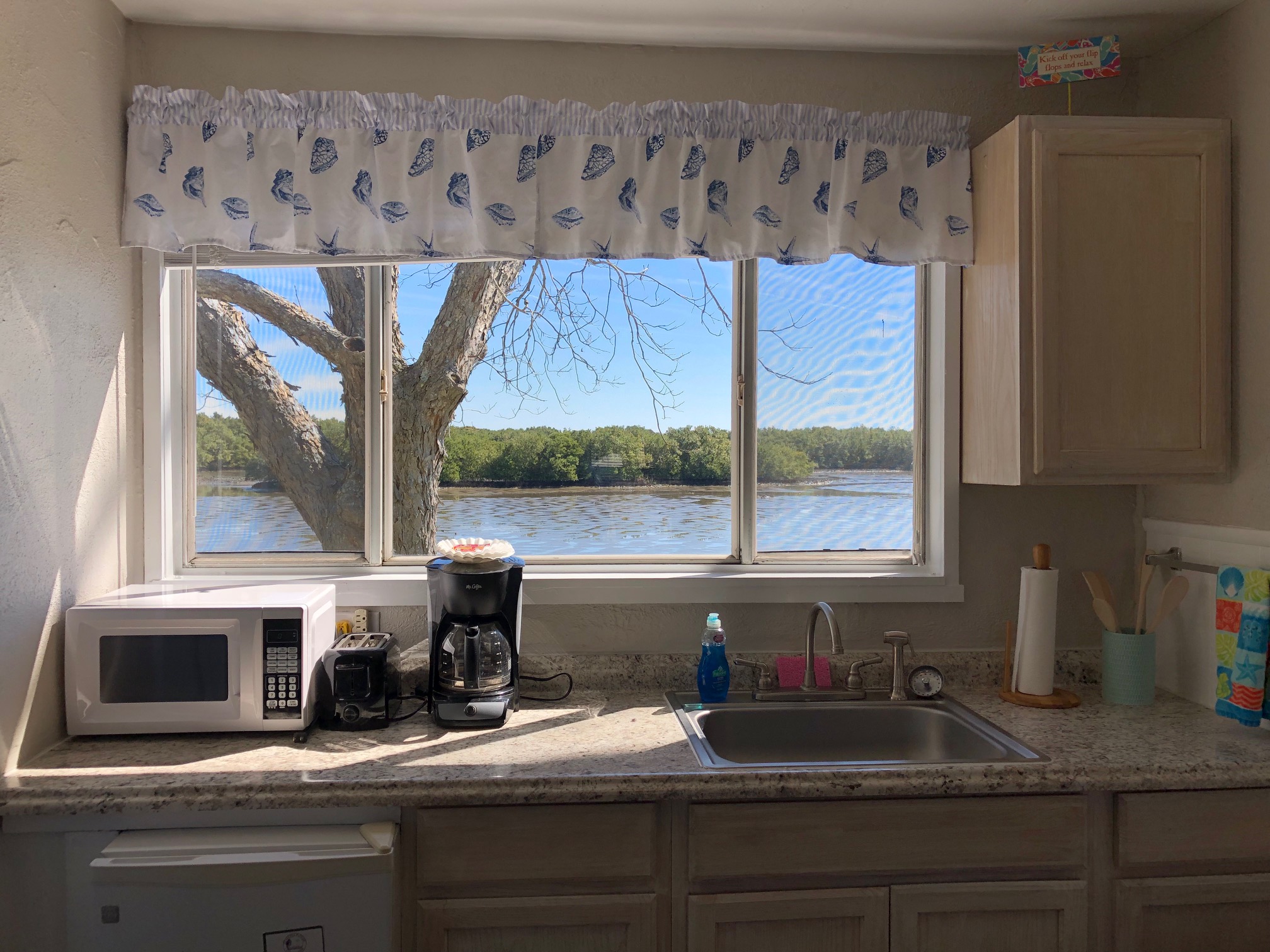 Cottages | Pirates Cove Cottages