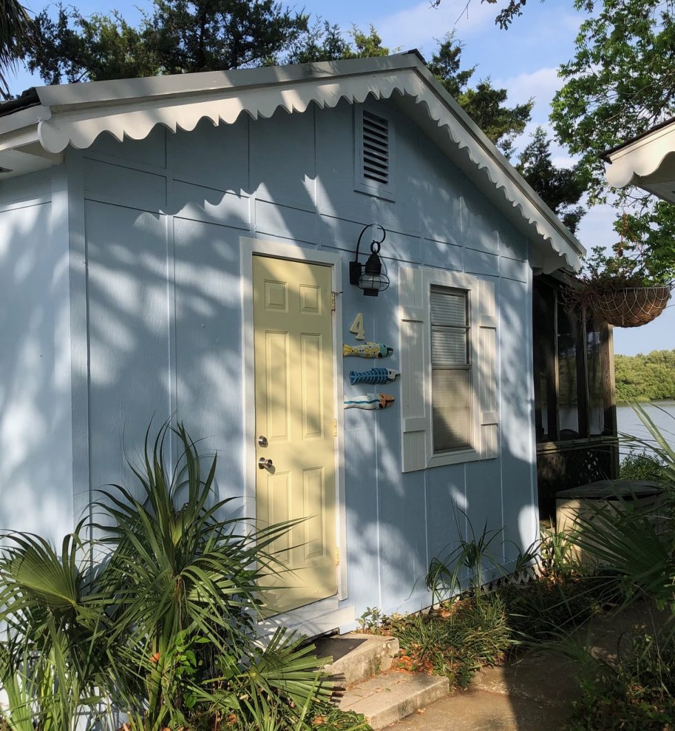 Cottages | Pirates Cove Cottages