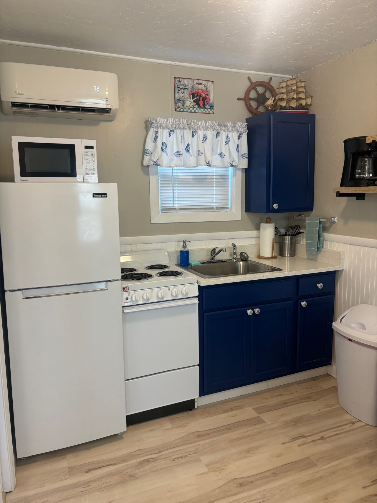 Cottages | Pirates Cove Cottages