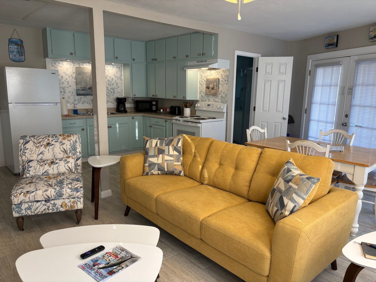 Cottages | Pirates Cove Cottages